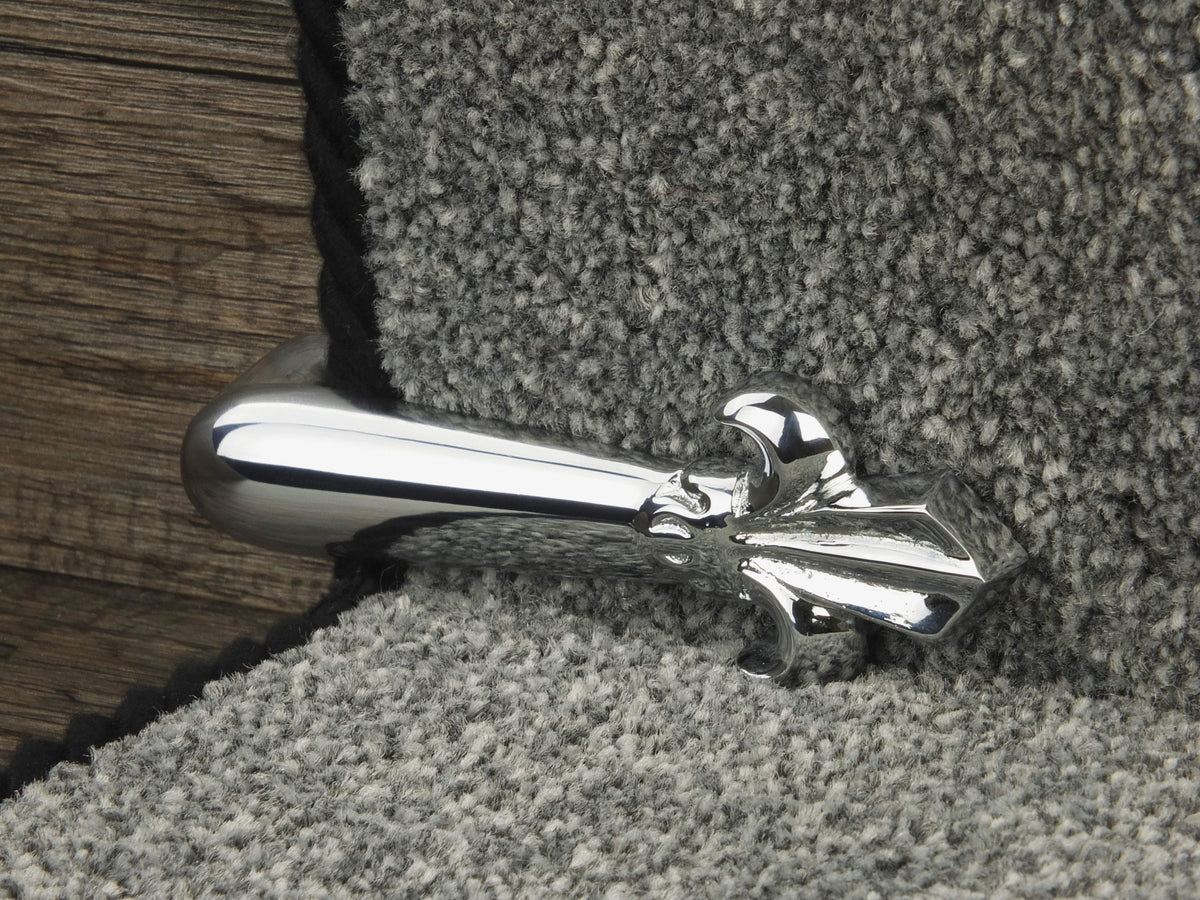 Victorian Stair Carpet Clips - Chrome | Decorative Stair Runner Clips