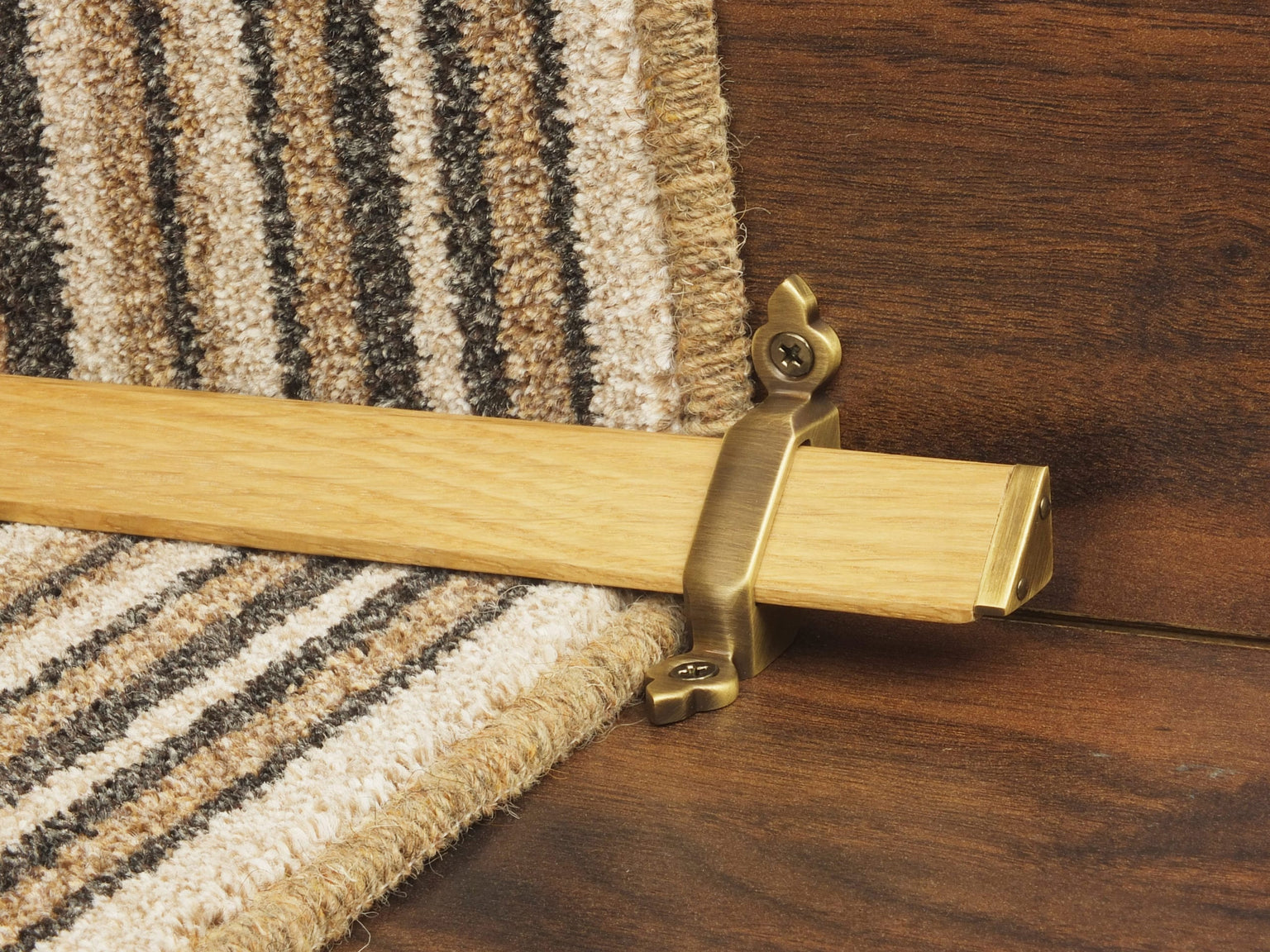 Stair Rods Direct - Carpet Stair Rods in Brass, Chrome, Black & More
