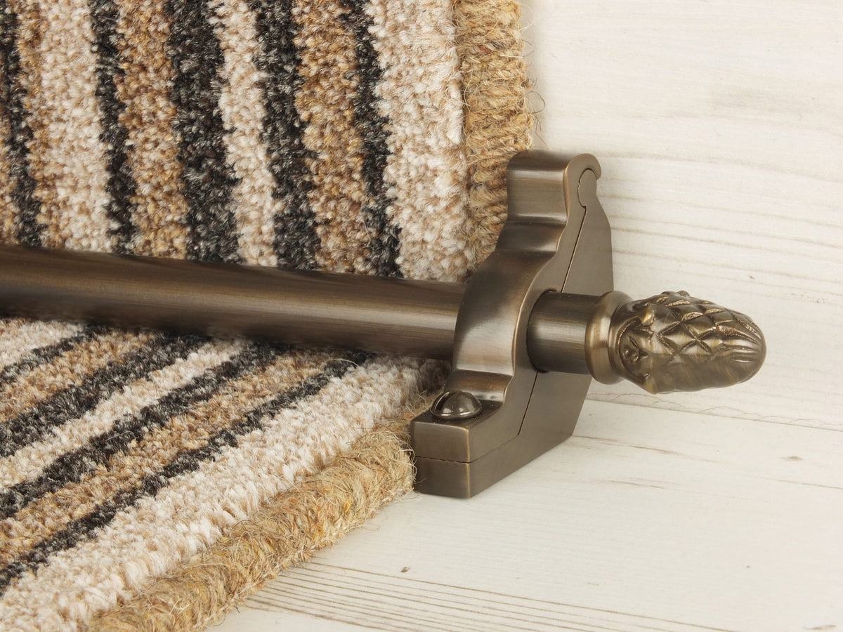 Sherwood Stair Rods in Antique Bronze | Natural Stair Detail